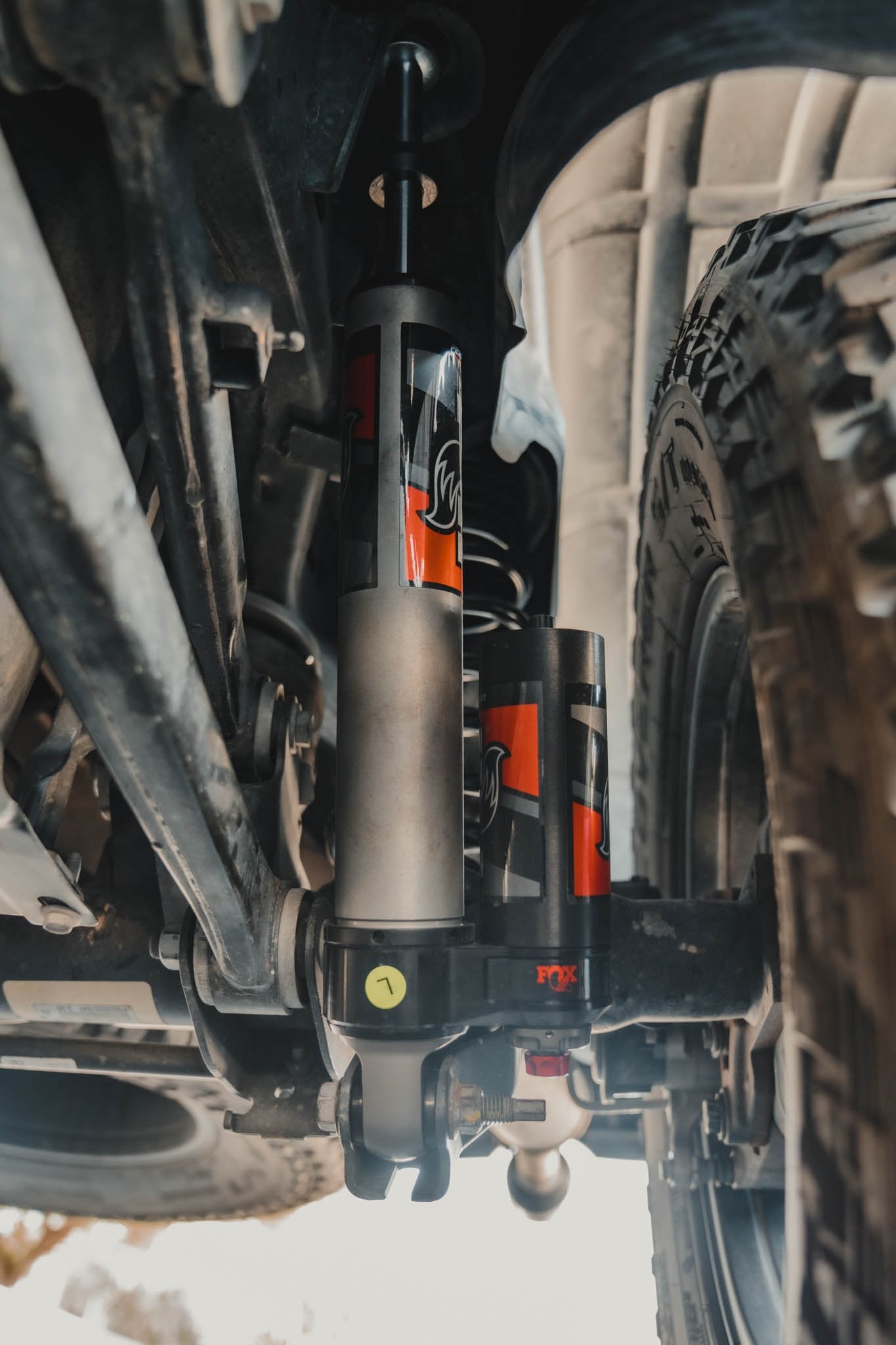 Fox 2.5 - 2" Lift System - 09-18 Ram 1500 4WD